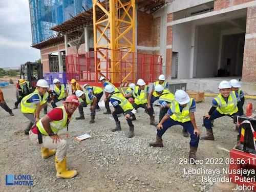 Longmotive Longmotive